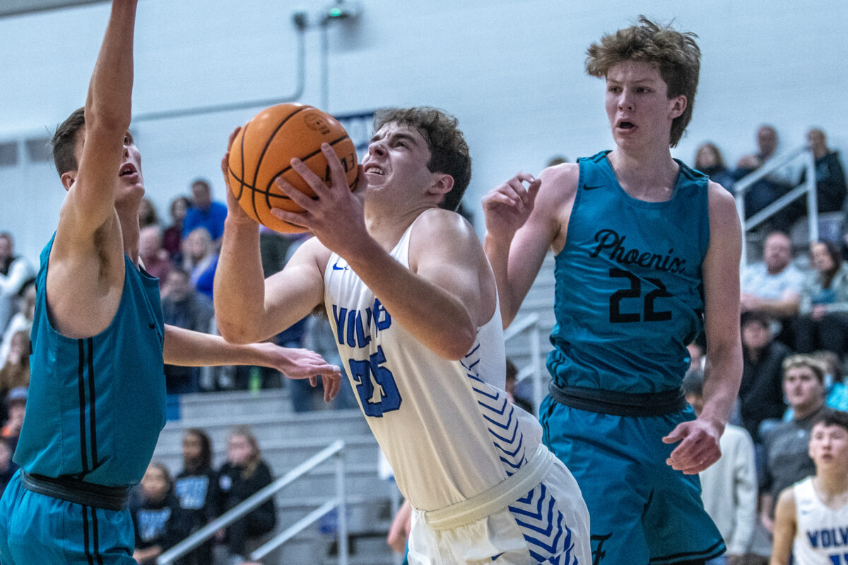 Team of the Year: Fremont weathered injuries and Region 1 gauntlet in ...